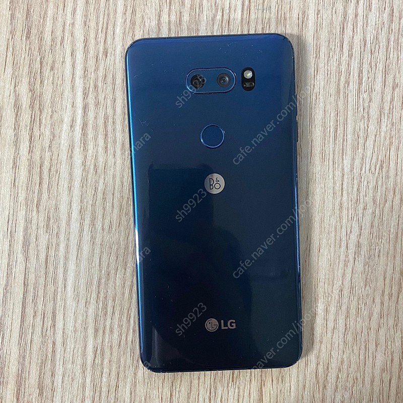 LG V30 블루 64G 매우깨끗한기기 7만원판매합니다... | 스마트폰 | 중고나라