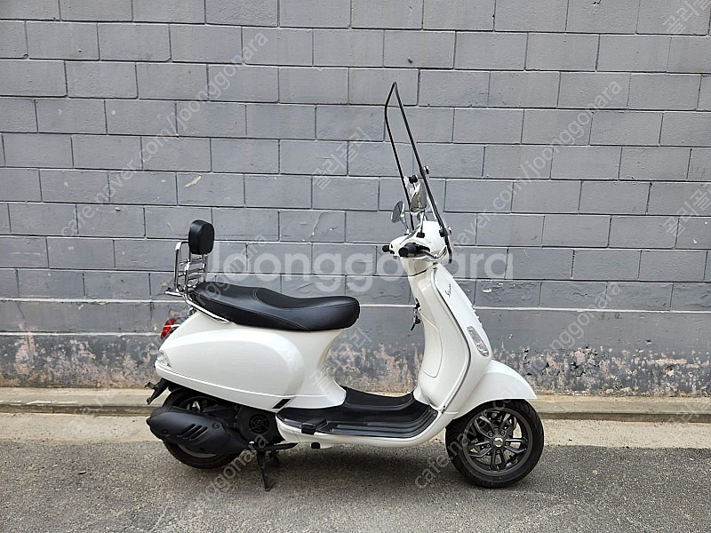 베스파 LX125 22년식 화이트 | 중고나라 카페에서 운영하는 공식 사이트
