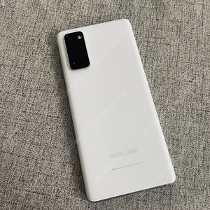 SKT 갤럭시 S20FE 화이트 128기가 21년5월개통! 22만원 판매합니다 | 스마트폰 | 중고나라