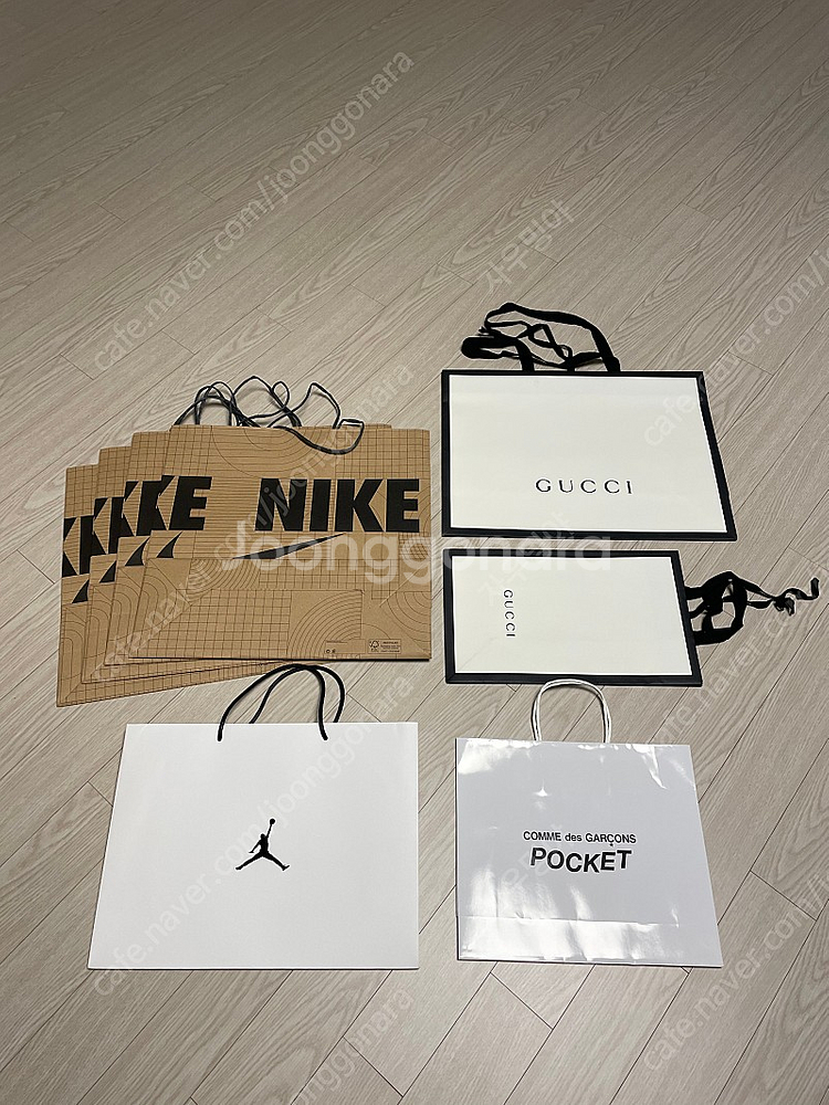 구찌 꼼데가르송 조던 나이키 종이가방 일괄 판매 중고나라 카페에서 운영하는 공식 사이트