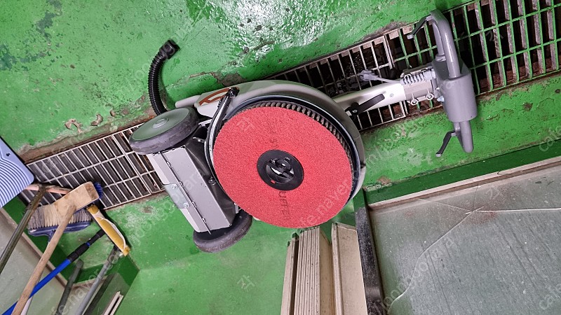 코막 comac vispa_35e 이태리 보행식청소기,... | 산업/안전/공구함 | 중고나라