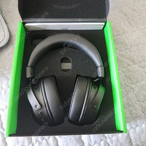 레이저 크라켄 (RAZER Kraken) V3 Pro 판매합니다. (풀박스, 하루 사용, S급) | 이어폰/헤드폰 | 중고나라