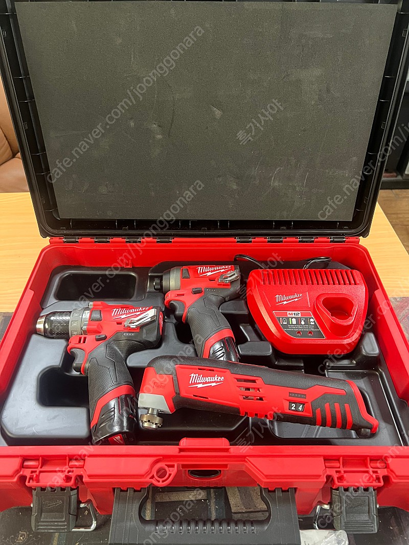 밀워키 12v 브러쉬리스 콤보셋트 And멀티툴 부산 직거래 Diy 공예 중고나라