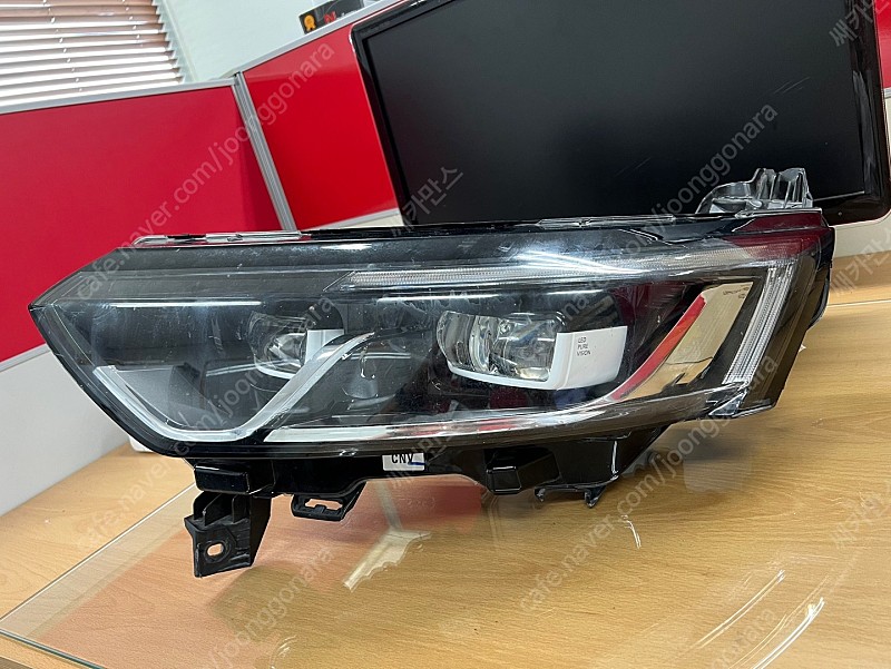 QM6 LED 헤드라이트 26060-4608R 2606... | 기타 부품/용품 | 중고나라