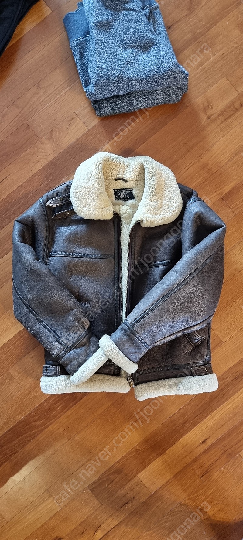 Type B3 무스탕 판매합니다. | 티셔츠/캐쥬얼의류 | 중고나라