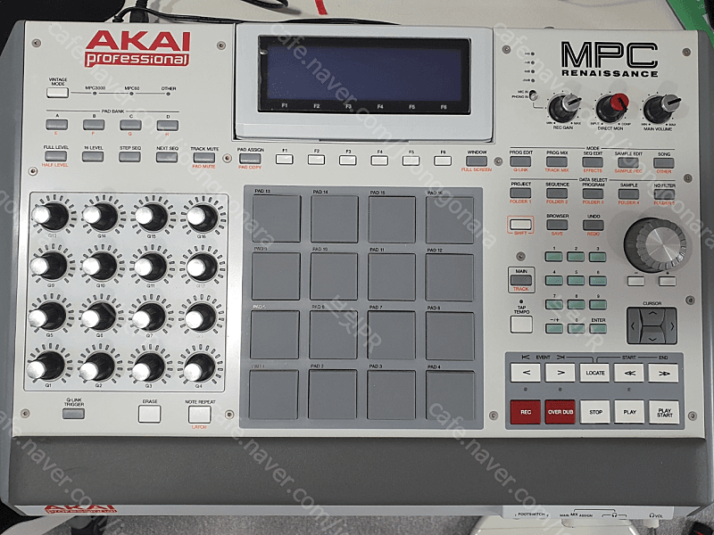 AKAI MPC 르네상스 판매합니다. | 건반악기 | 중고나라