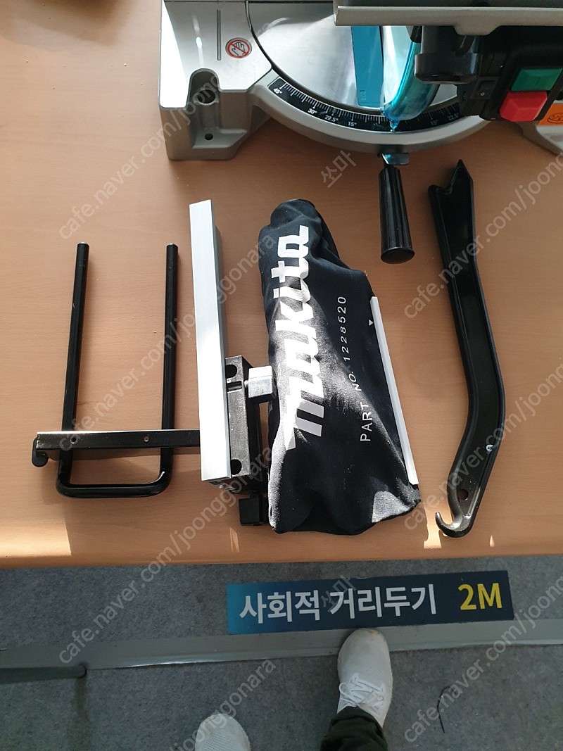 마끼다 테이블쏘 겸용 각도 절단기 1040F 1회사용 ... | 산업/안전/공구함 | 중고나라