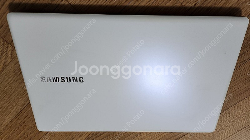 사용감 없는 삼성노트북 NT500R5L-M58D | 노트북/넷북 | 중고나라