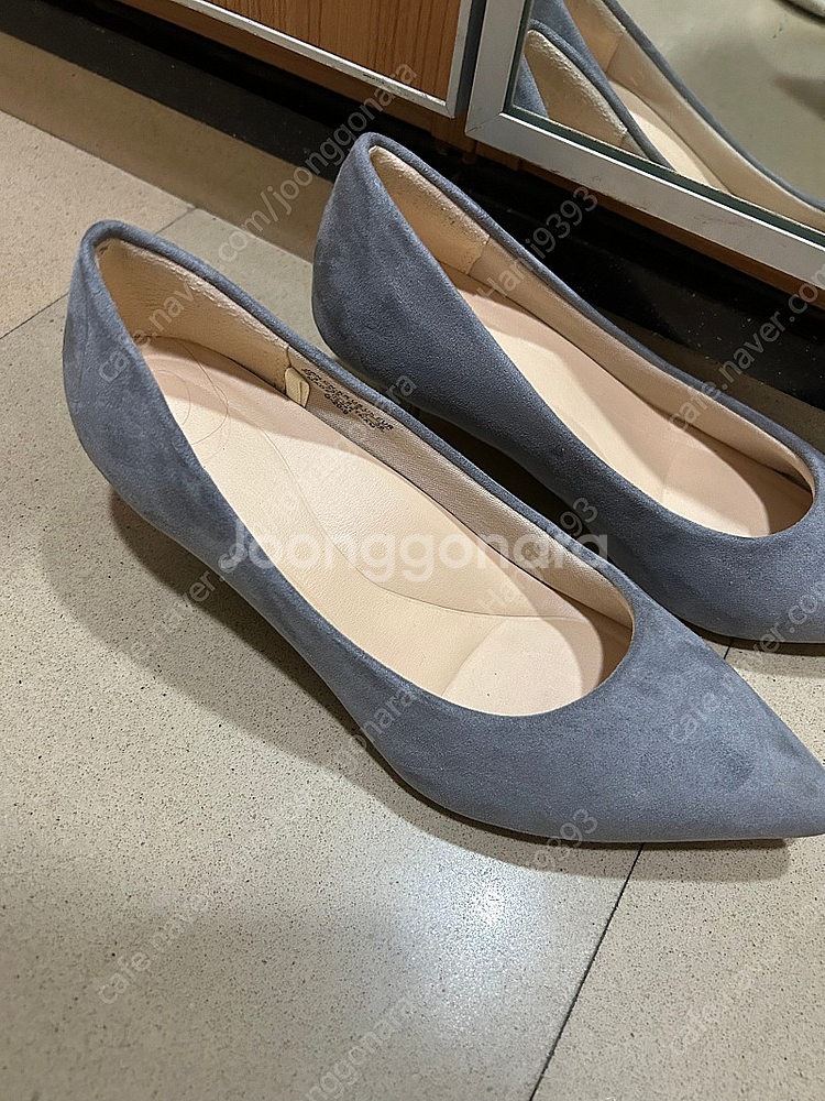 유니클로 스웨이드힐 5cm 235 | 중고나라 카페에서 운영하는 공식 사이트