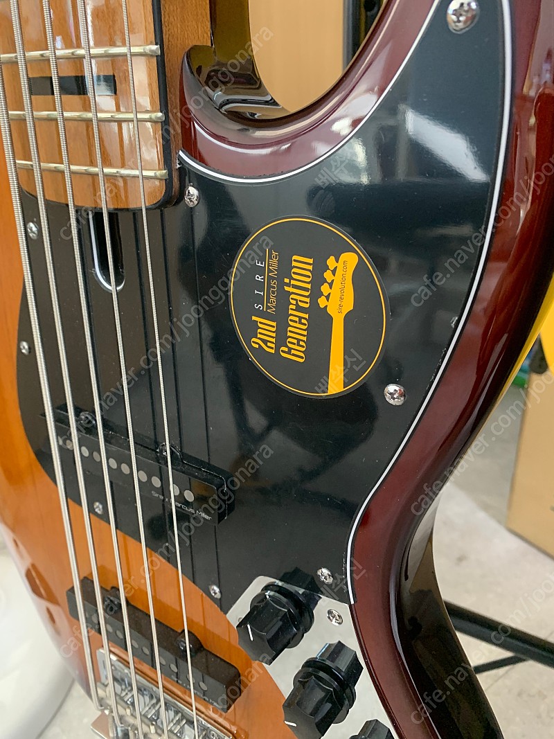 사이어 V5 TS 색상 5현 신품급 판매합니다. | 건반악기 | 중고나라