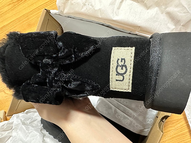 UGG 어그 미니 베일리 보우 크러쉬 벨벳 W7 240... | 여성의류 | 중고나라