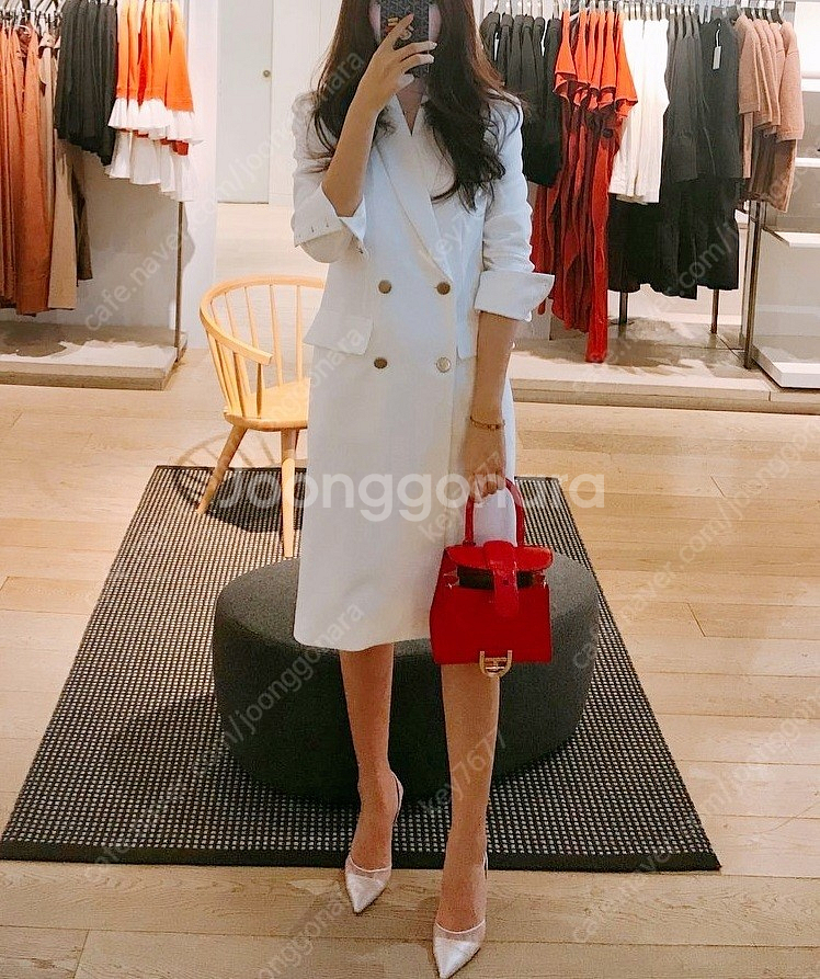 곽지희 톰 새틴카라 더블 롱자켓 36000 | 여성의류 | 중고나라