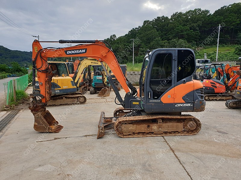 중고포크레인 두산 공투 DX55 집게 2016년식 중고... | 농기계/농업용공구 | 중고나라