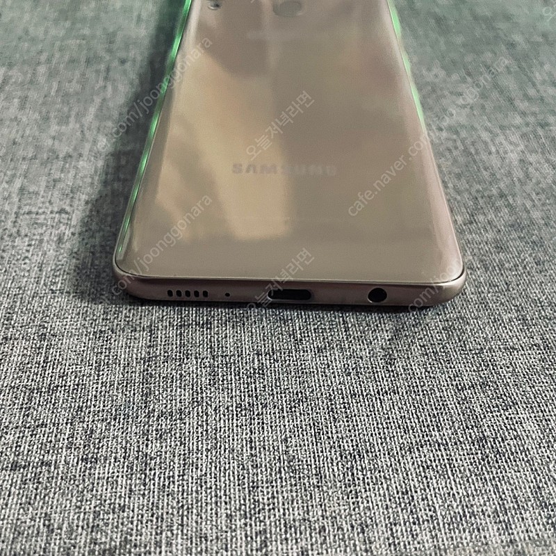 SKT 갤럭시 A30 골드 3만5천원 판매합니다! 가성... | 스마트폰 | 중고나라