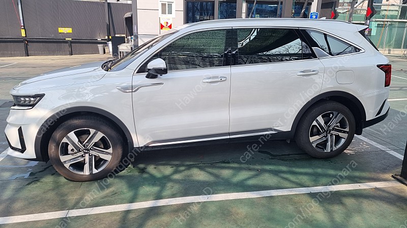 쏘렌토(mq4) 린드메이드 흰색 루프박스 삽니다 | 기타 부품/용품 | 중고나라