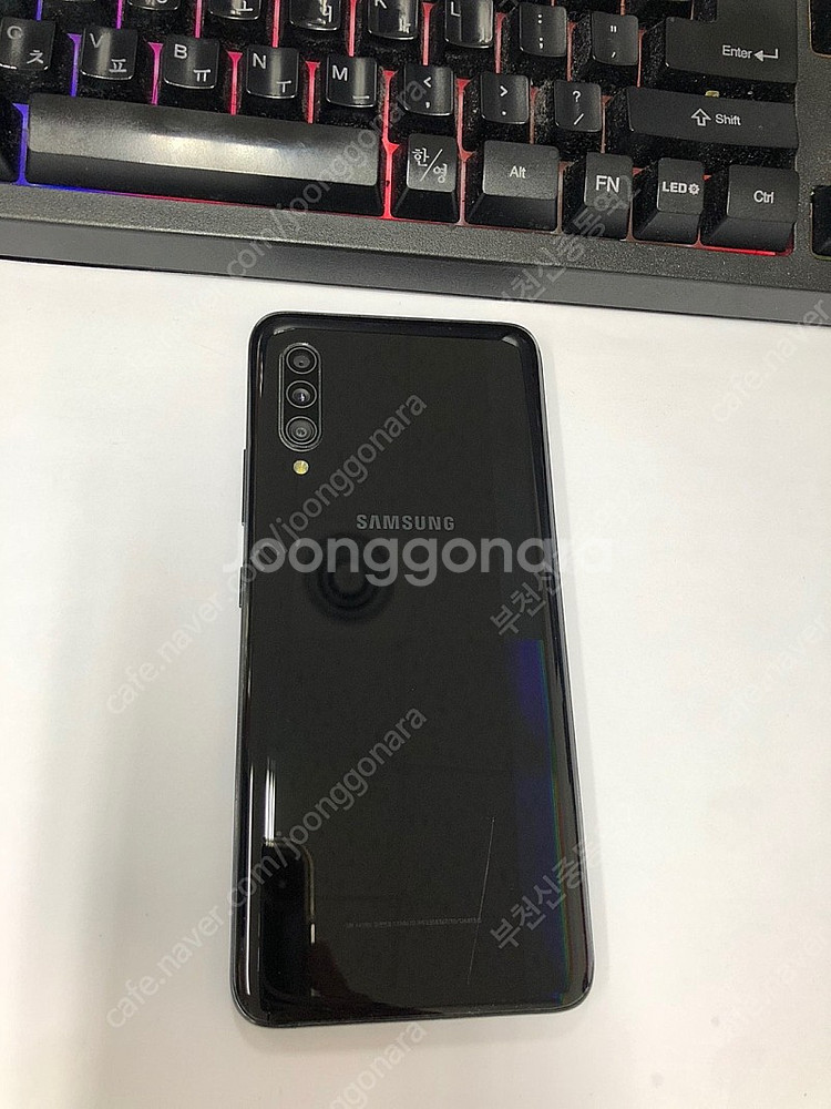 235816 갤럭시A90 5G 블랙 외관깨끗함 128G... | 삼성 | 중고나라