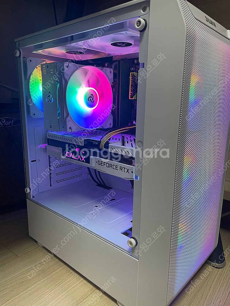 화이트감성 최고사양 게이밍 컴퓨터 본체 3060ti 조립pc 중고나라