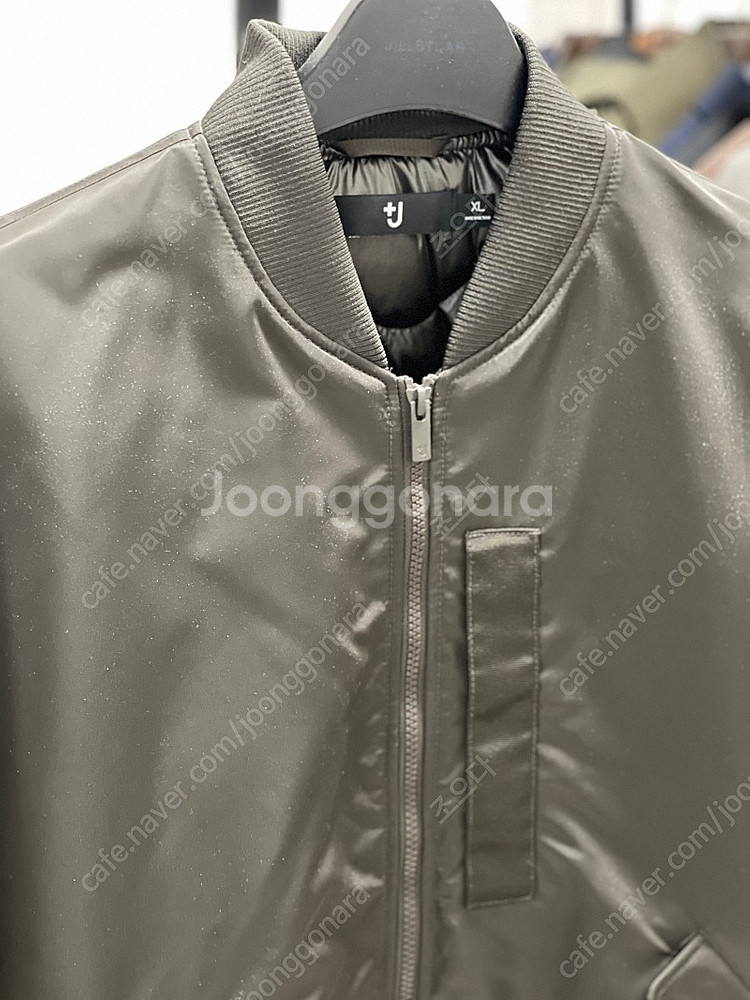 유니클로 +j 오버사이즈 하이브리드 다운 ma-1 그레... | 남성의류 | 중고나라