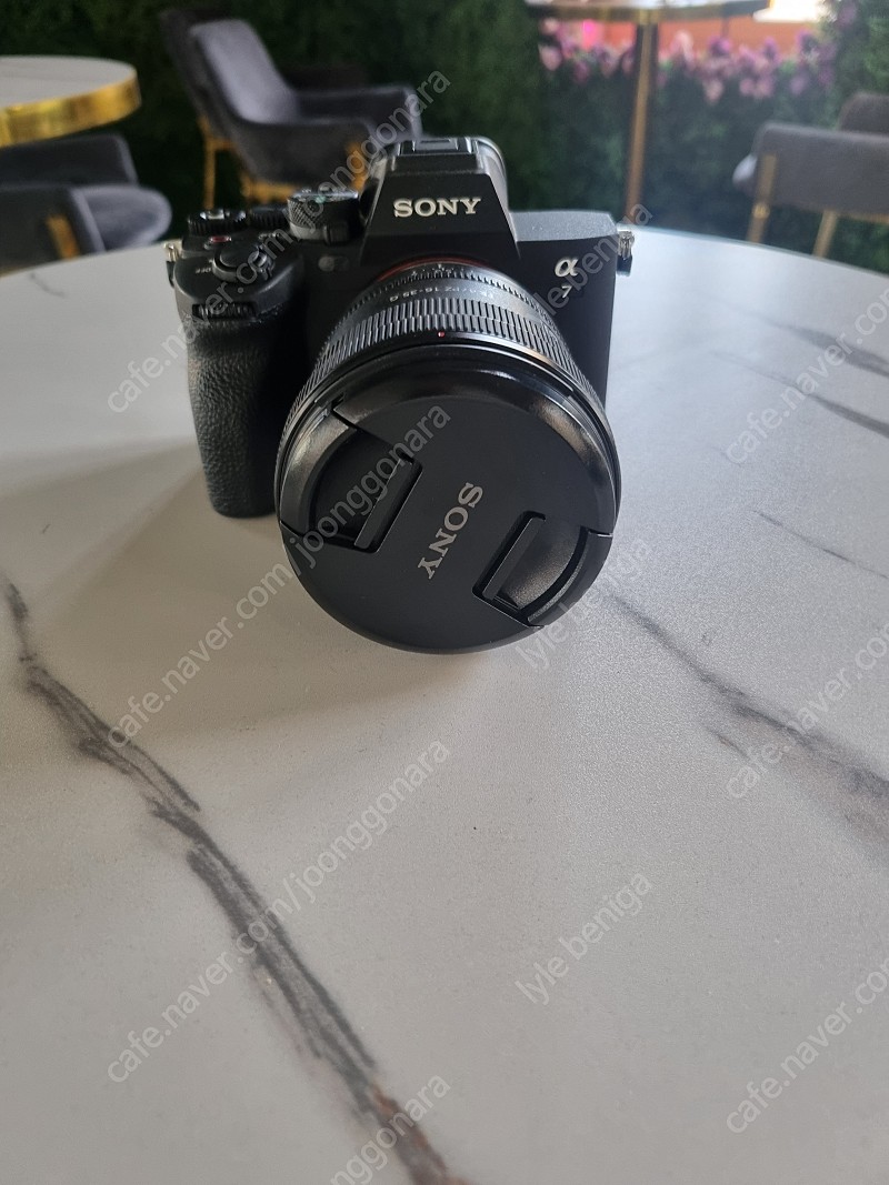 신품급 소니 A7M4 팝니다 ( 압구정 본점구매, 박스... | DSLR | 중고나라