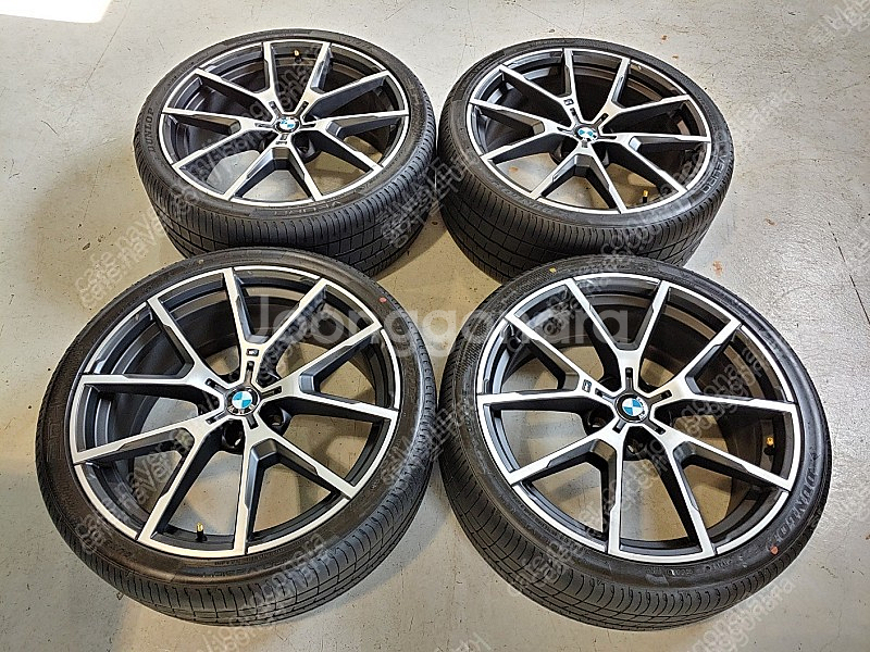 BMW M8 728M 20인치순정품휠타이어 {... | 휠/타이어 | 중고나라