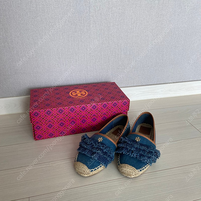 토리버치 에스파듀 220 (us5) | 구두/로퍼 | 중고나라