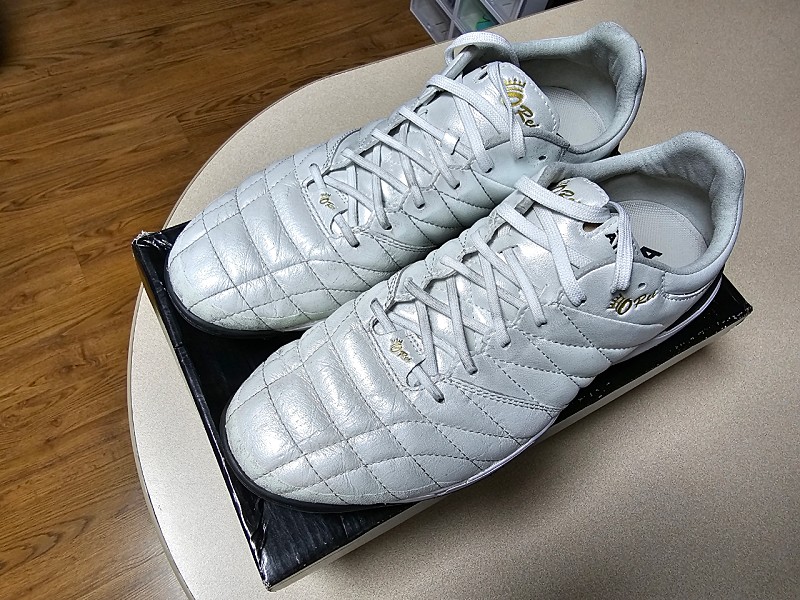 아슬레타 오레이 풋살화 A005 tf (255) | 축구의류/축구화 | 중고나라