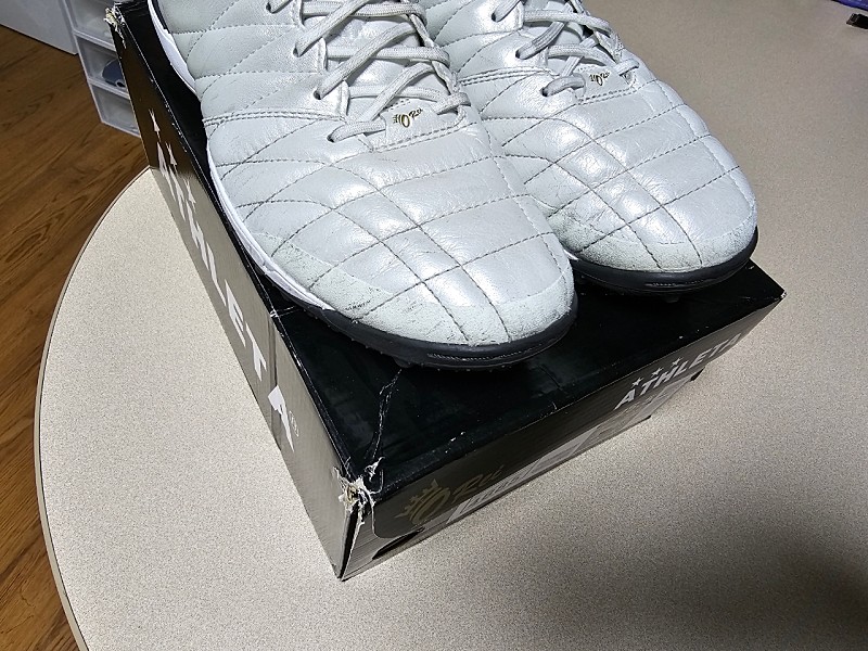 아슬레타 오레이 풋살화 A005 tf (255) | 축구의류/축구화 | 중고나라