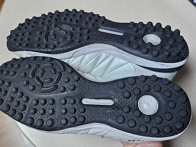 아슬레타 오레이 풋살화 A005 tf (255) | 축구의류/축구화 | 중고나라