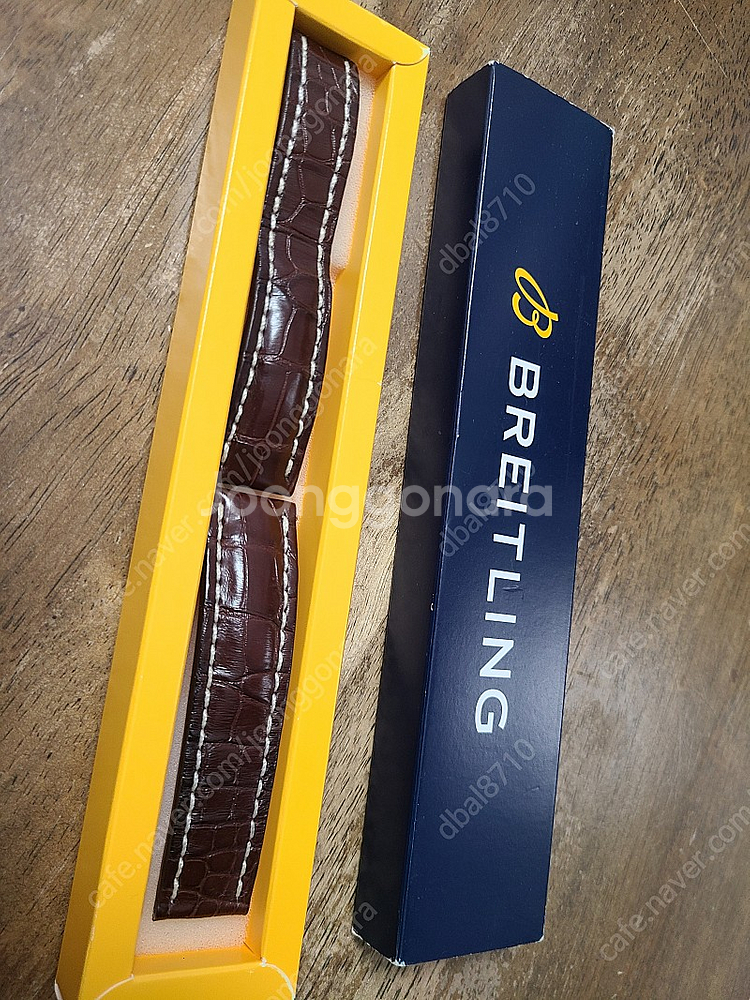 브라이틀링 정품 엘리 스트랩 브라운 22-20 | 남성의류 | 중고나라