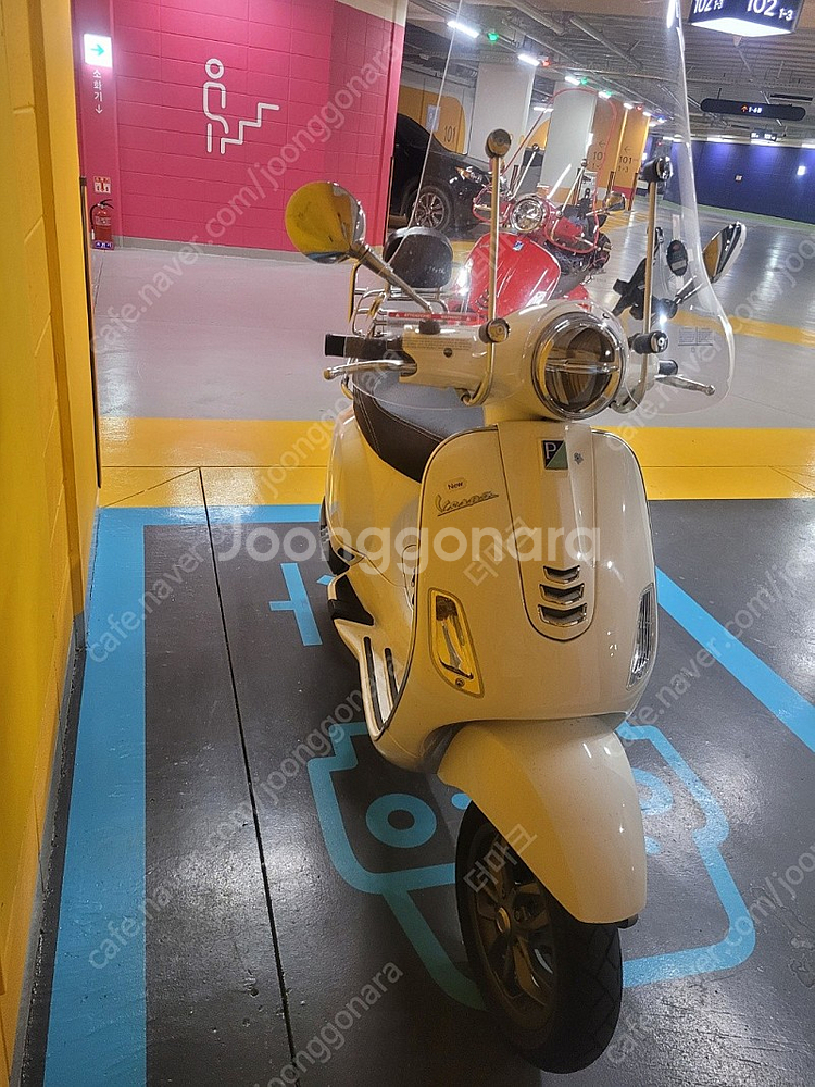 베스파 LX125 화이트 22년식 폐지완료 [ 인천부평... | 125cc 이하 | 중고나라