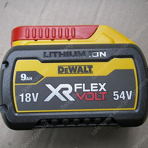 디월트 54v배터리 중고거래 | 중고나라