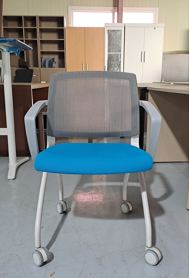 [판매] 퍼시스 회의용의자 (CH0015WAF) 판매합... | 학생/서재/사무용가구 | 중고나라