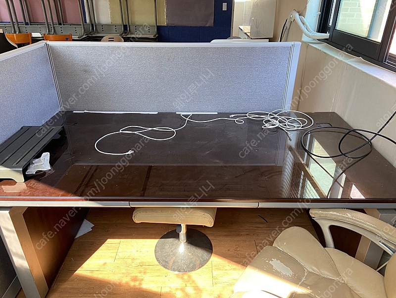 [나눔] 학원용 책상 40개, 사무실 책상 3개@(파티... | 학생/서재/사무용가구 | 중고나라