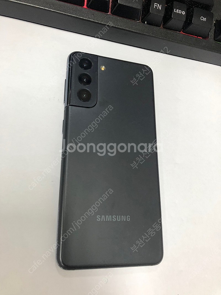 177037 SK 갤럭시S21 5G 블랙 외관깔끔함 2... | 삼성 | 중고나라
