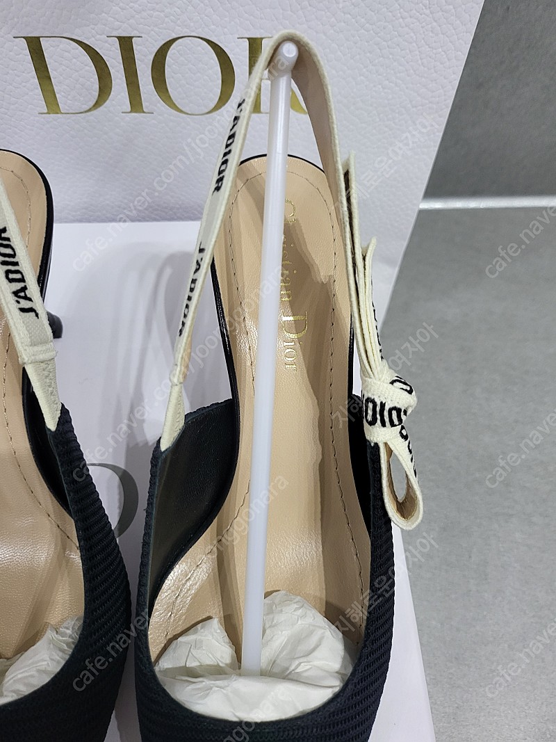 디올 슬링백 펌프스 36size 판매합니다 | 구두/로퍼 | 중고나라
