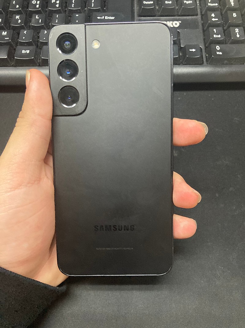 부산 갤럭시S22 블랙 41만원 256기가 KT (S2... | 삼성 | 중고나라