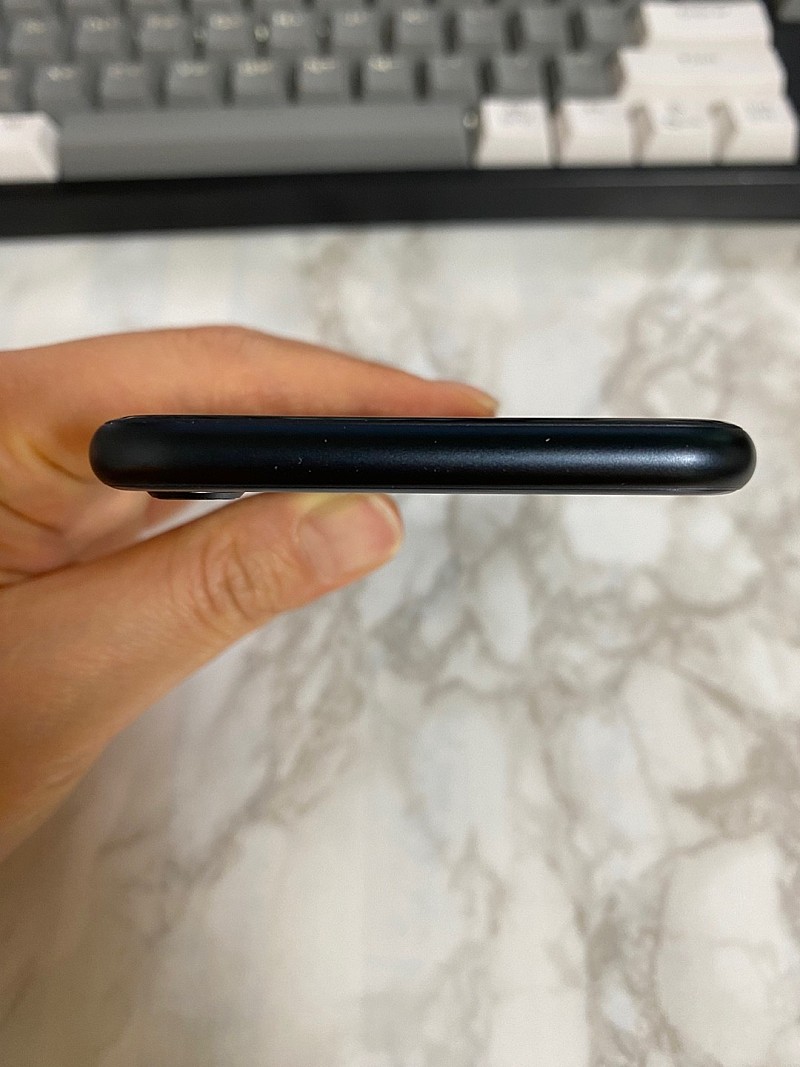 아이폰SE3 256G 블랙 판매해요 (36만원) | 삼성 | 중고나라