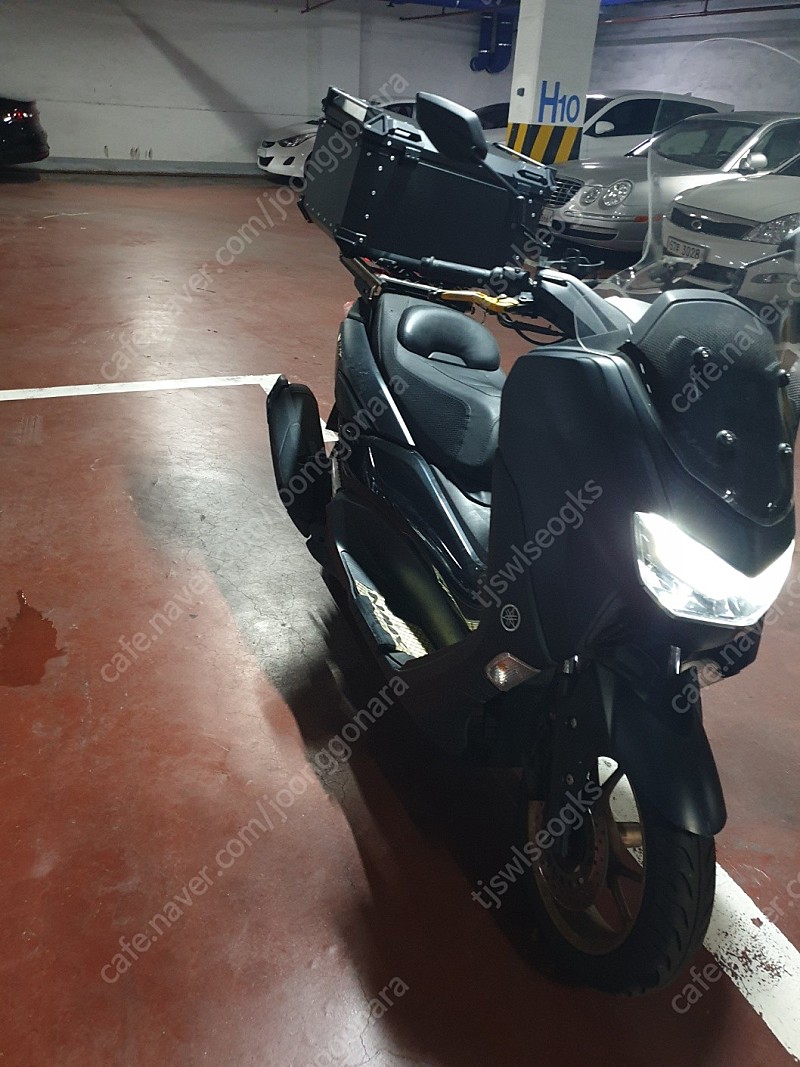 22년형 nmax125입니다. 2만9천에 소모품류 모두... | 125cc 이하 | 중고나라