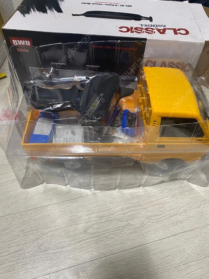 라보 WPL D12 라보 RC카 판매합니다 노란색 | 키덜트 | 중고나라