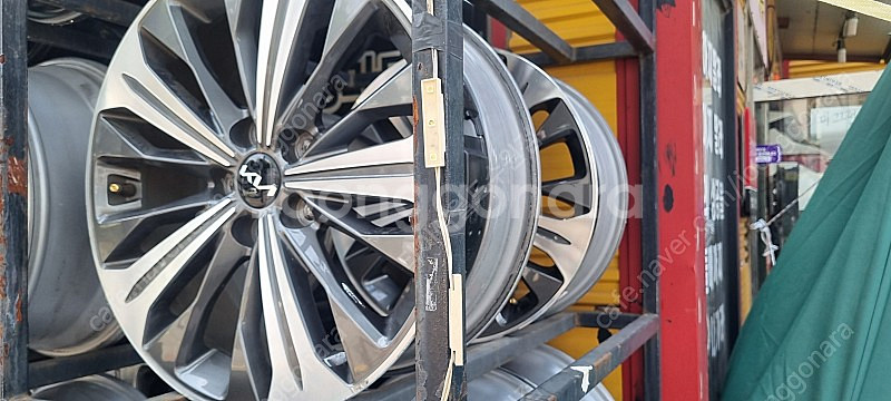 [판매] 기아 K8 18인치 중고휠 K5 K7 호환가능 | 휠/타이어 | 중고나라