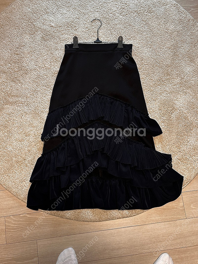시즌오프추가가격인하 럭키슈에뜨 아뜰리에 프릴 롱 스 여성의류 중고나라