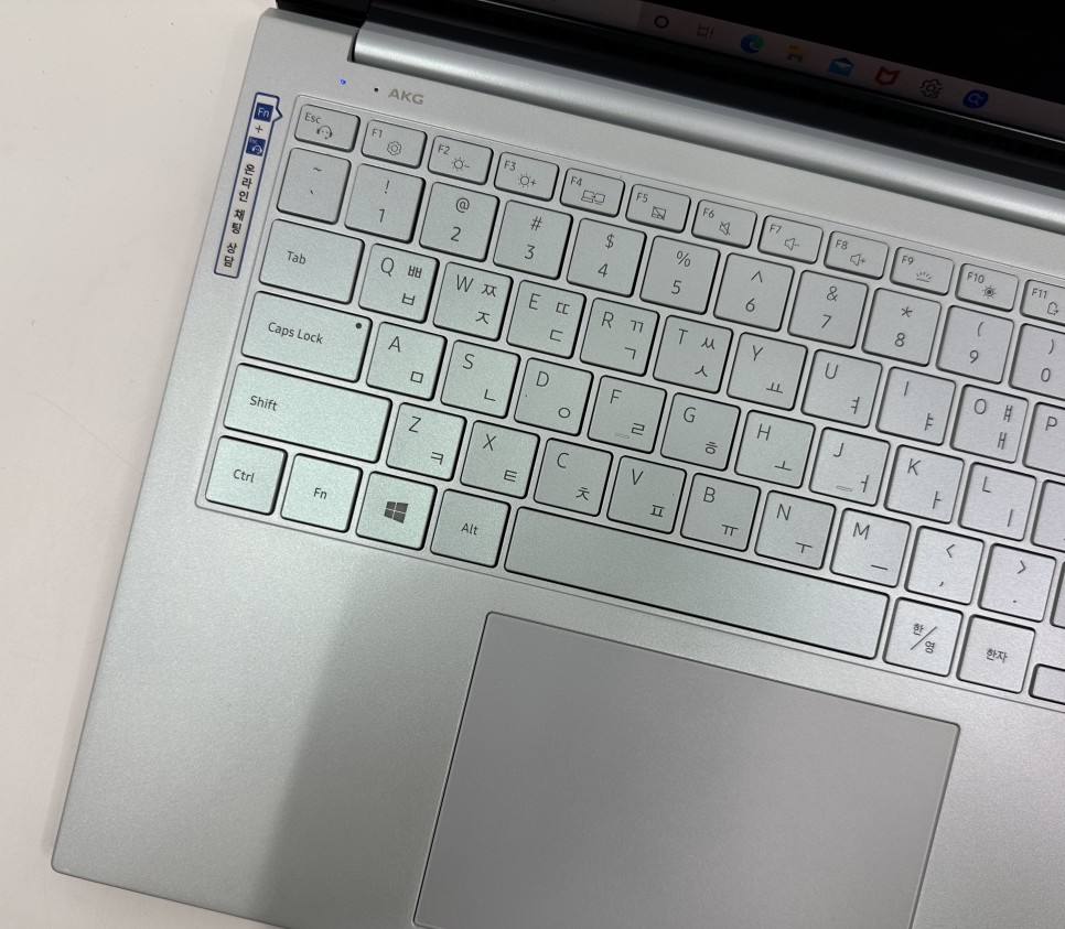 삼성전자 갤럭시북 이온 15인치 NT950XCJ-K58... | 노트북/넷북 | 중고나라