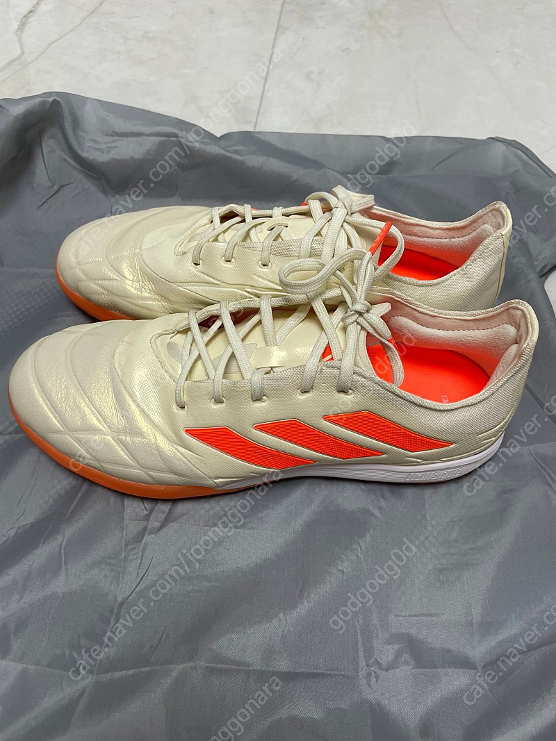 아디다스 코파퓨어.1 TF 풋살화 265mm 판매합니다... | 축구의류/축구화 | 중고나라