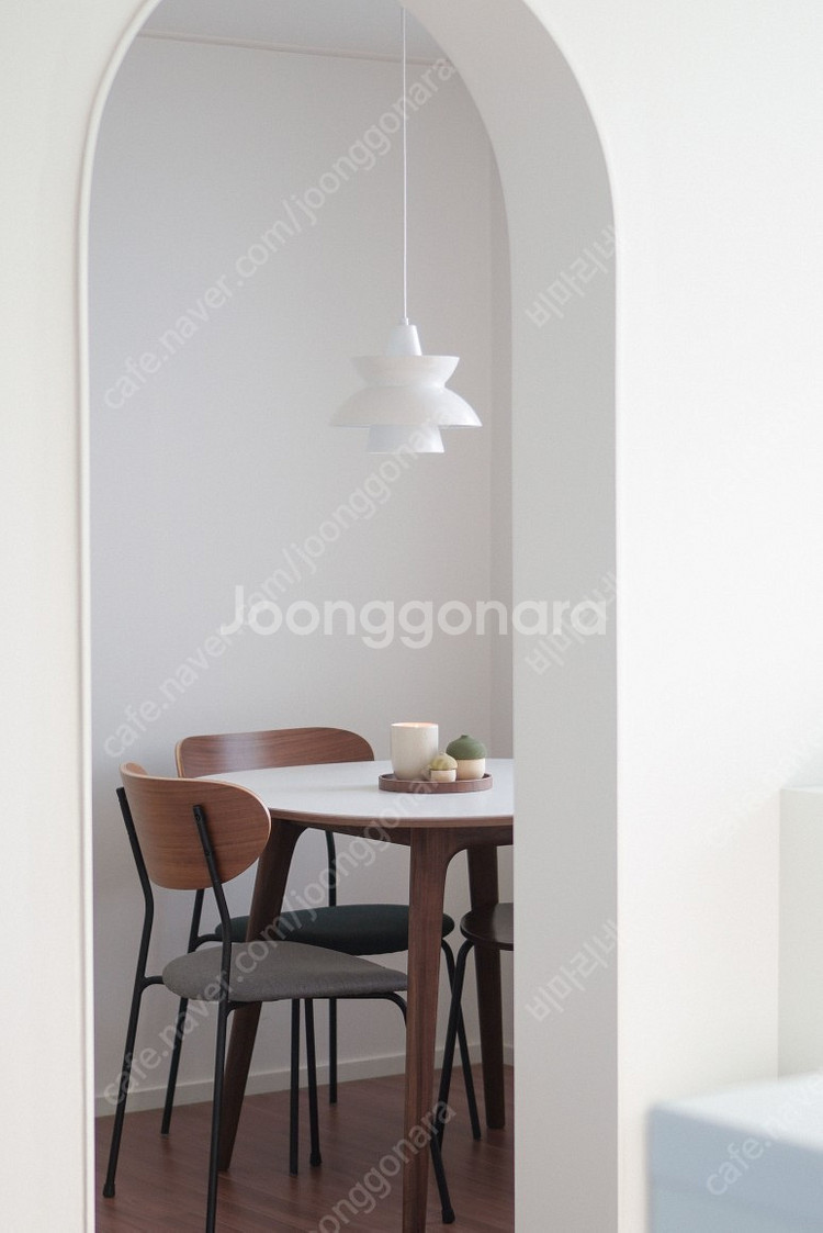 플랫포인트 디어 세라믹 식탁 월넛컬러 지름 900 주방가구 중고나라