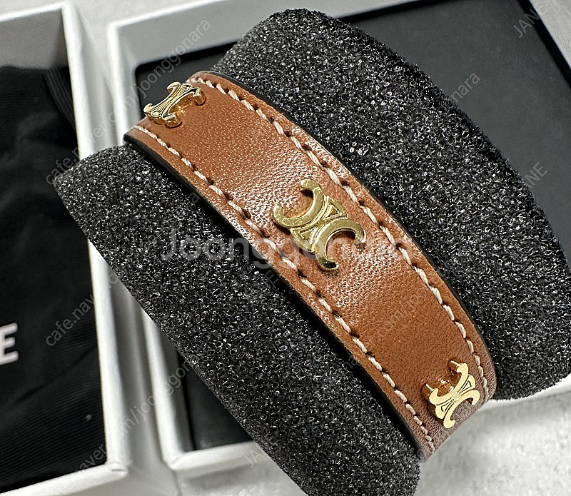 셀린느 CELINE 가죽 팔찌/셀린느 팔찌/셀린느 트리... | 반지/목걸이/귀걸이 | 중고나라