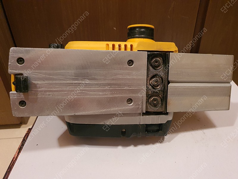 디월트 충전 무선 대패 DCP580 | 드릴/전동공구 | 중고나라