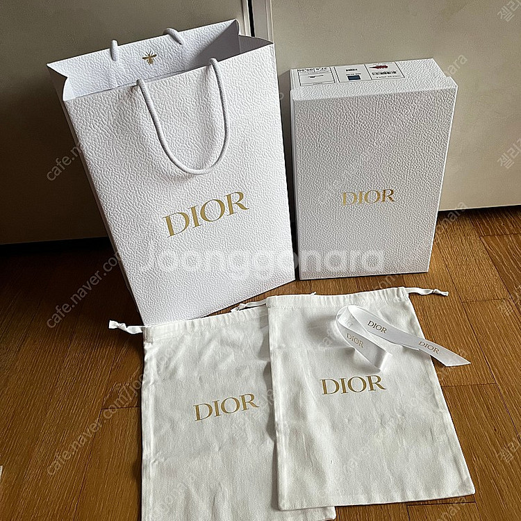 디올 신발박스쇼핑백 더스트백 여성의류 중고나라