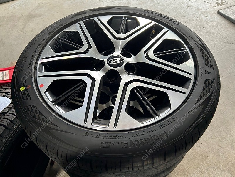 [판매]그랜져gn7 신형 19인치 휠타이어 임판급 한대... | 휠/타이어 | 중고나라