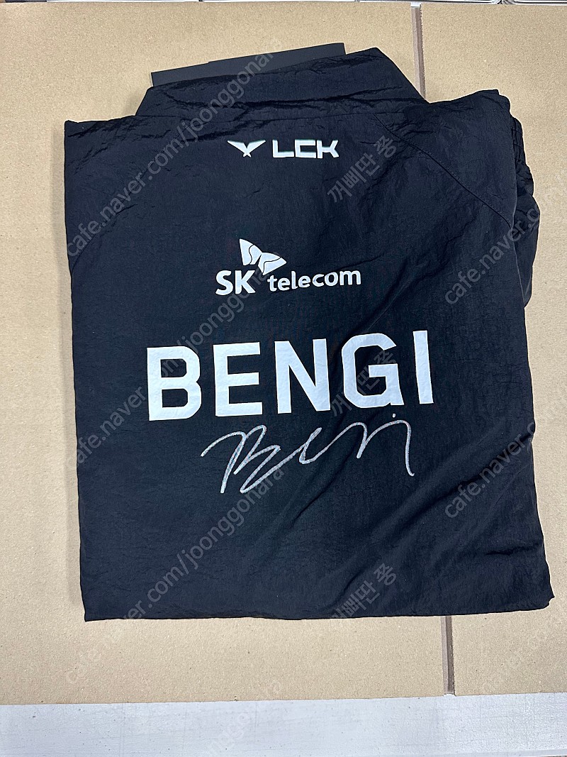 LCK SKT T1 제우스 오너 벵기 친필사인 자켓 저... | 남성의류 | 중고나라