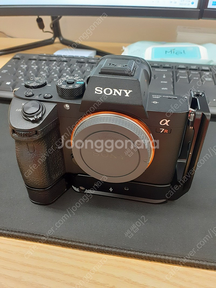 미러리스 카메라+배터리+브라켓 Sony A7 R3 (I... | 세탁기/건조기 | 중고나라